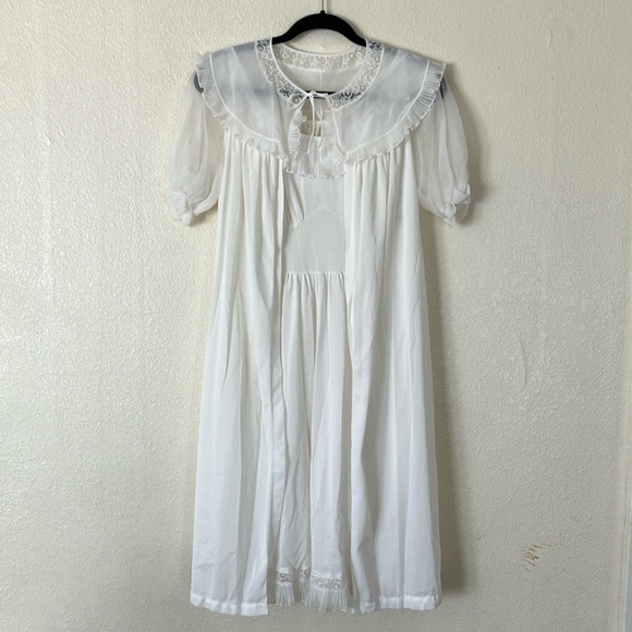 Vintage | Intimates & Sleepwear | Vtg 96s Kayser Luxite White Peignoir ...